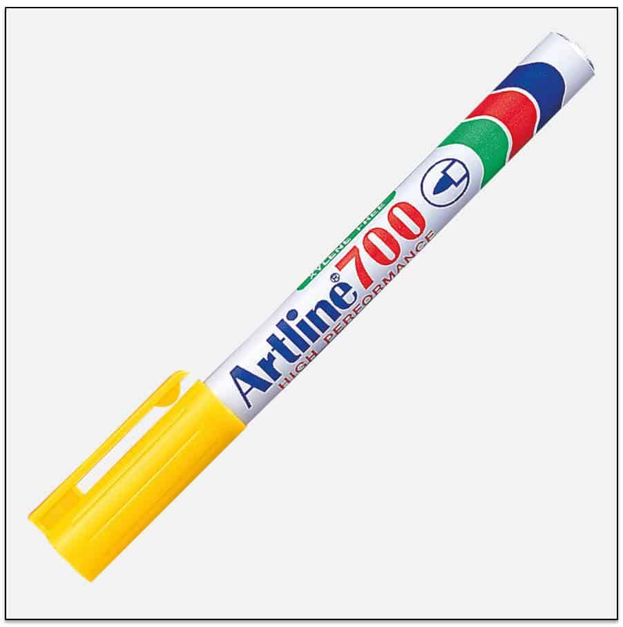 Bút lông dầu không phai ngòi nhỏ Artline EK-700 - mực không phai